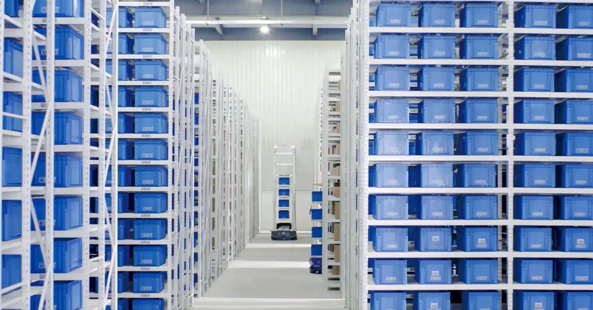 Next-gen Warehouse Automation with ACR Systems, Warehouse Robotics ...
